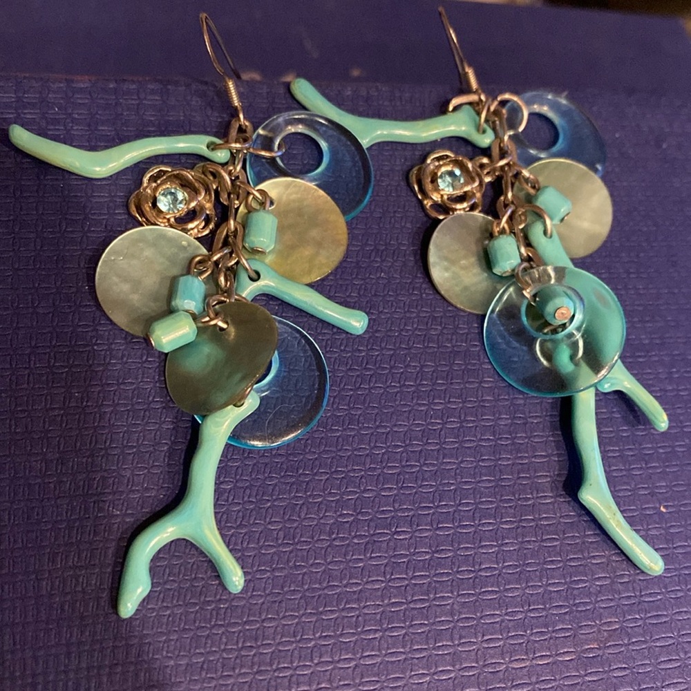 Designer Original Turquoise Silver Colors Natural Pea… - Gem